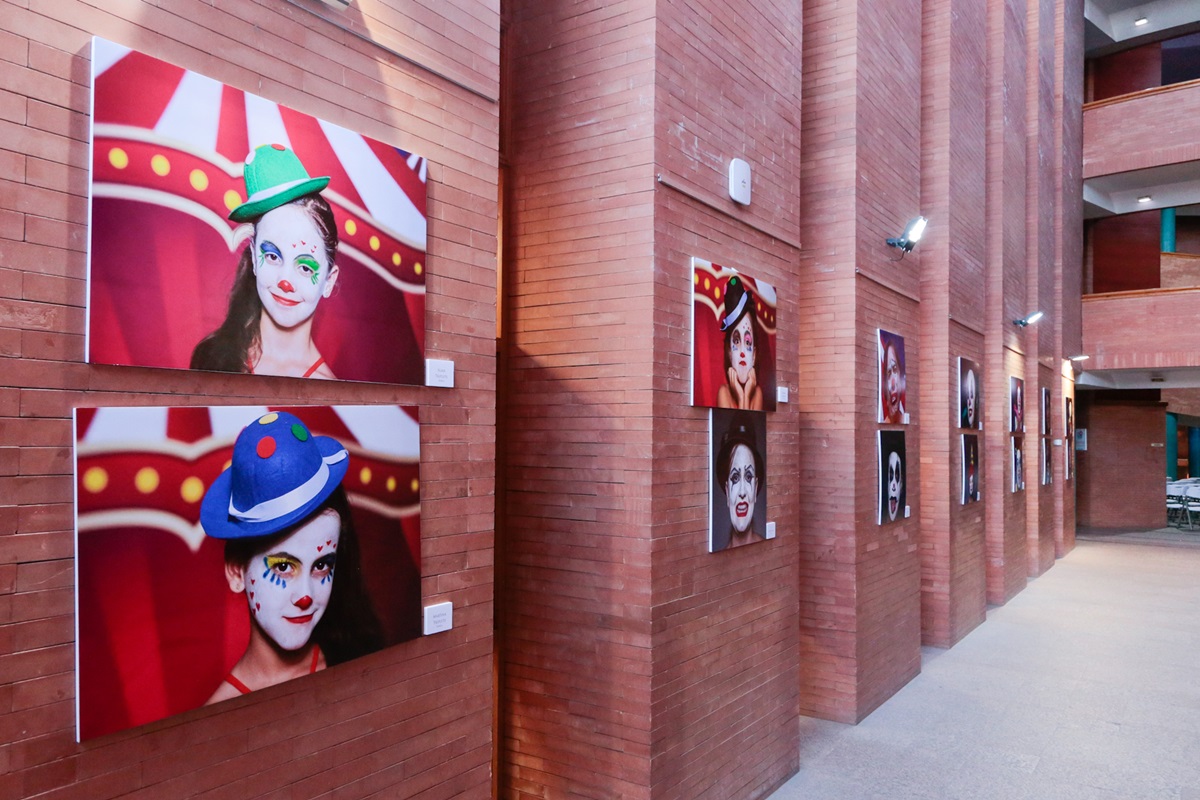 "Polichinelas", fotografías de Salvador Heredia, en el Centro Cultural ...